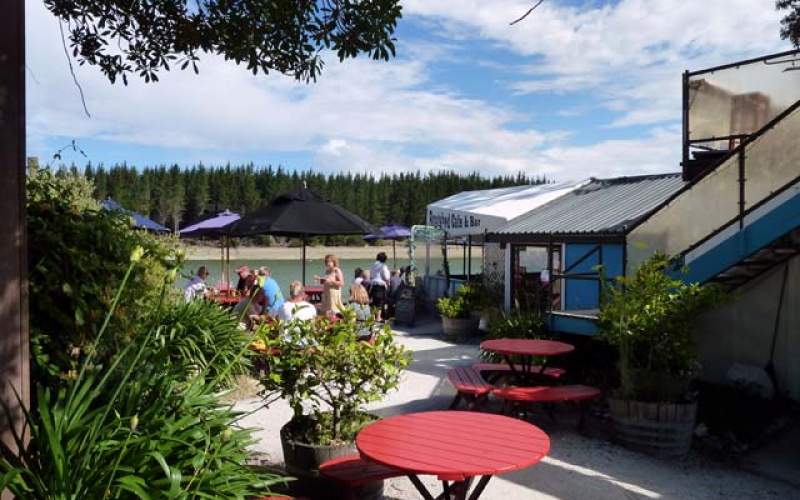Mapua Leisure Park | Full Service Camp | New Zealand
